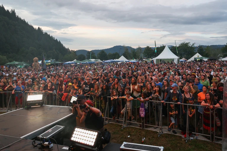 Rund 5.000 Besucher bei "Black Forest On Fire" | HITRADIO OHR
